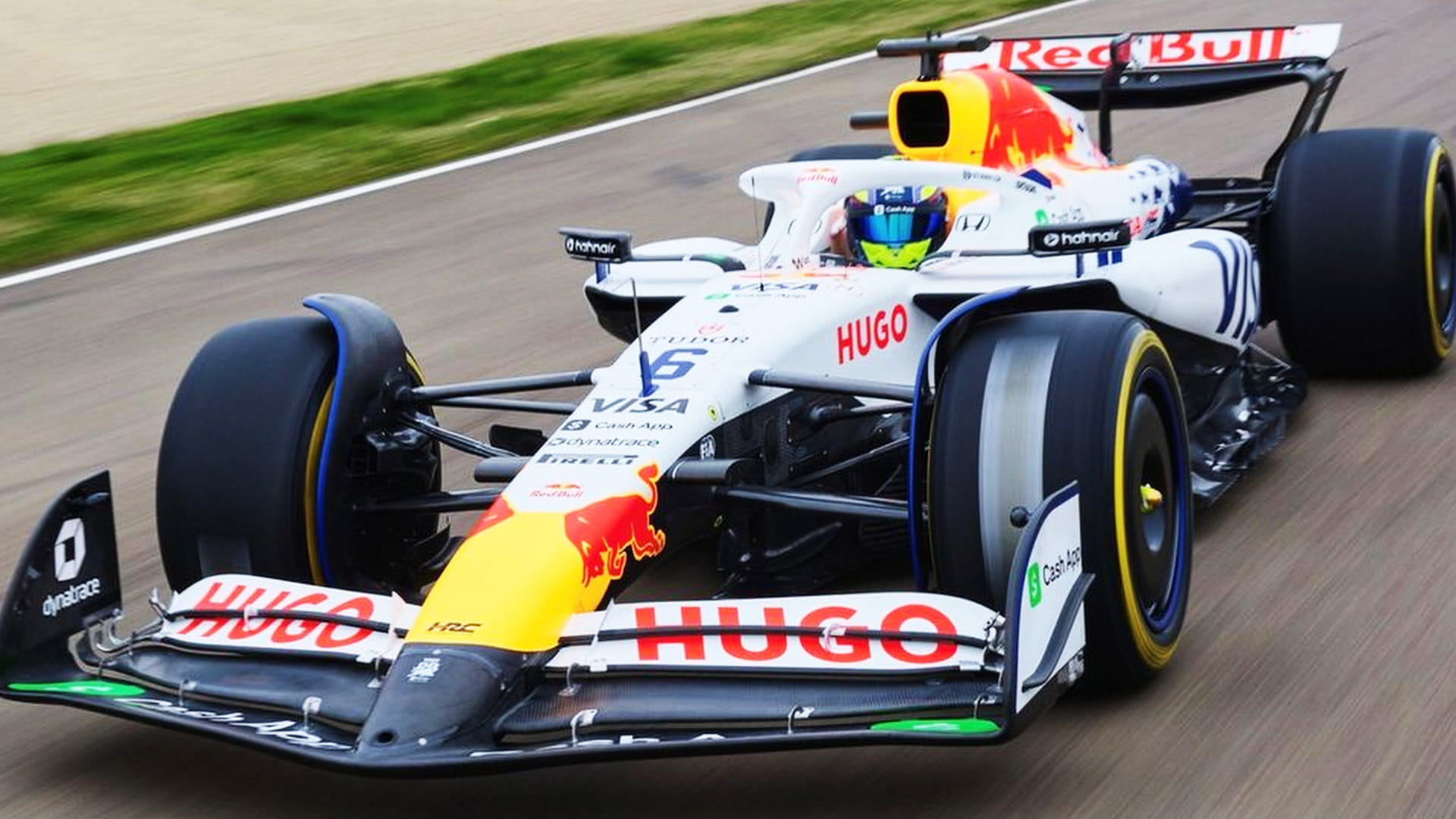 RB F1 2025 | Especial sobre la escudería italiana y los pilotos | Marca